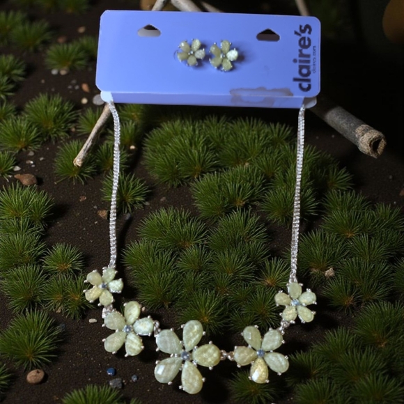 Claire's | Jewelry | Claires Ivory Floral Necklace And Earrings Set ...